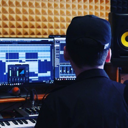 Artist Of The Week: Aleks Jonovic With Single “Getting It” – GenZHipHop