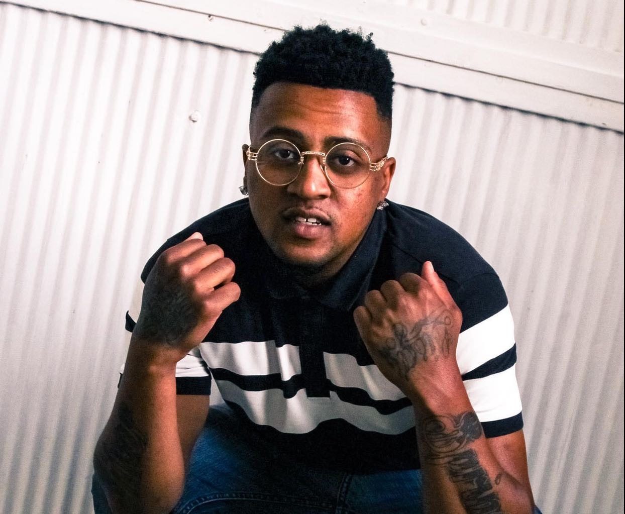 Exclusive: One On One Interview With Fresh New Missouri Artist Ezzy ...