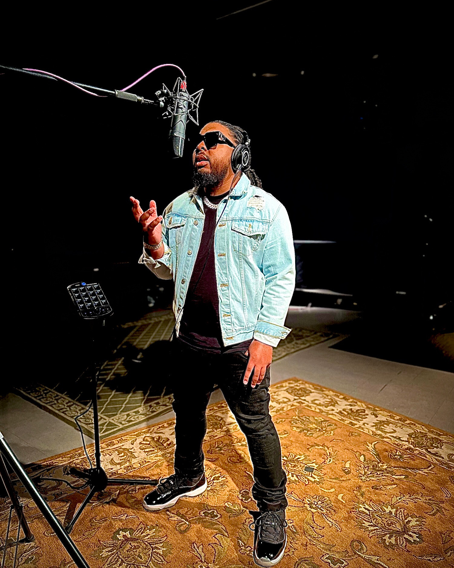 Broski Musiq: A Rising Star from Detroit Inspiring the World Through ...